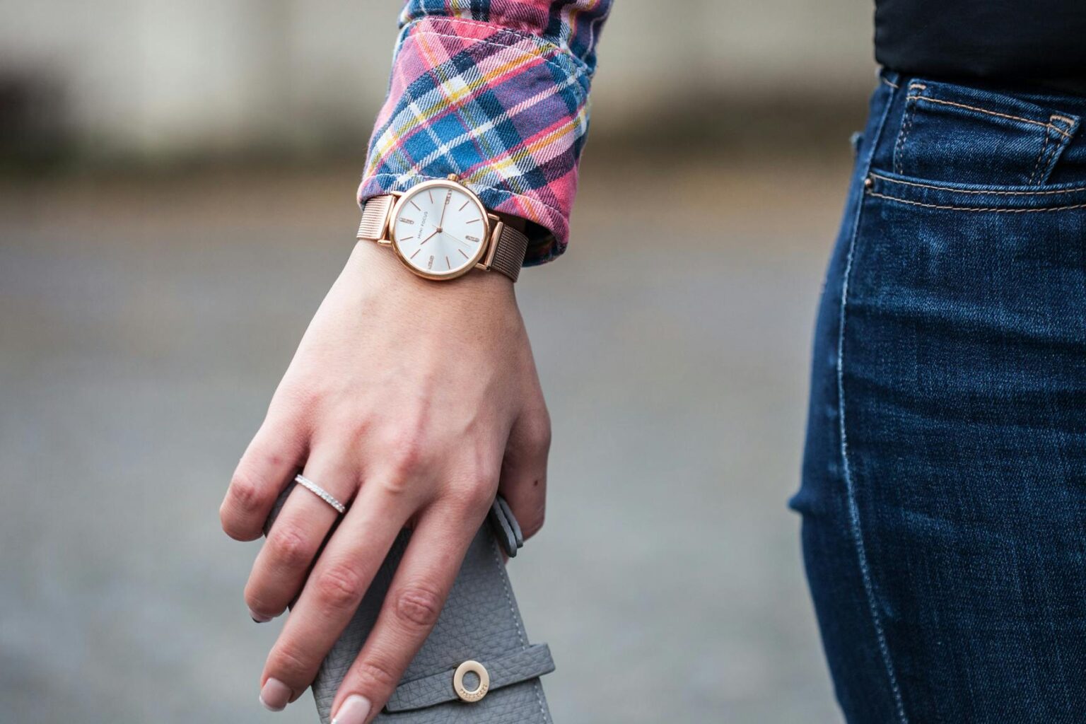 Timeless Elegance - Avon's Watch Collection - Heksie's Emporium